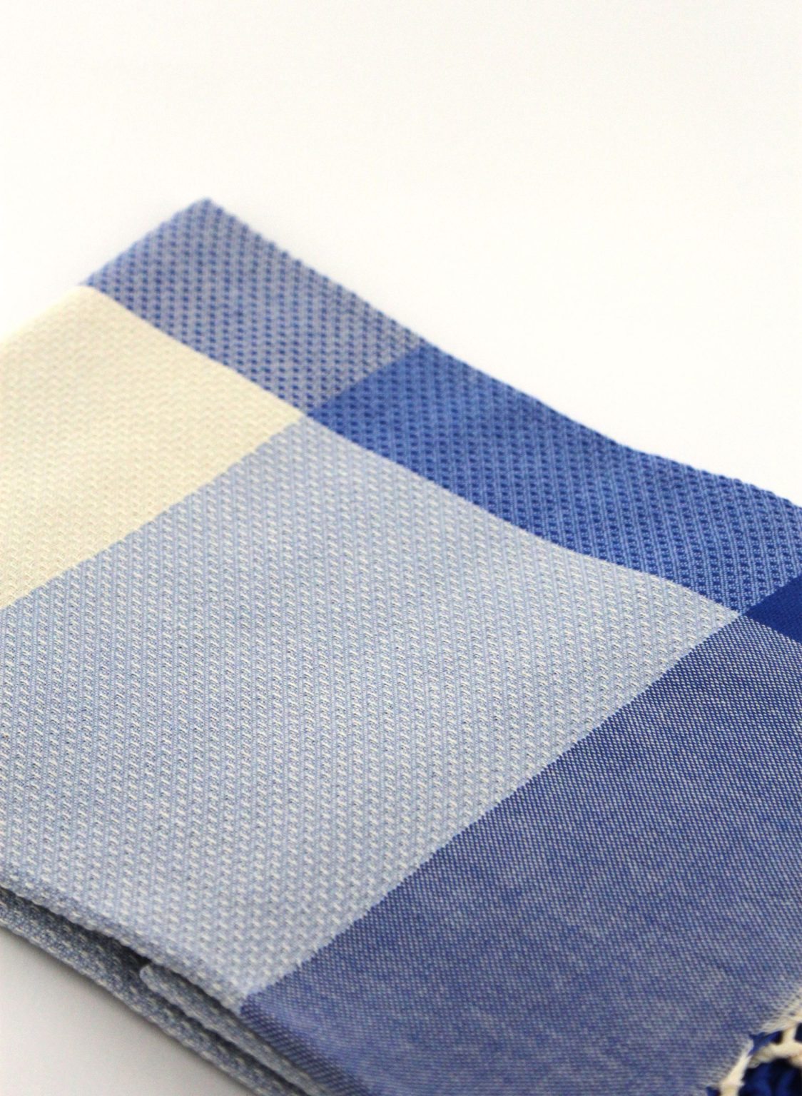 Fouta Asymmetrical Stripes Honeycomb - Scents & Feel