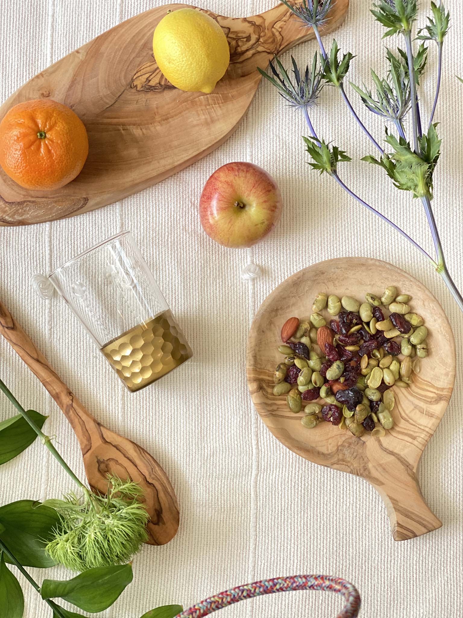 Olive Wood Small Round Tapas Dish – Scents & Feel