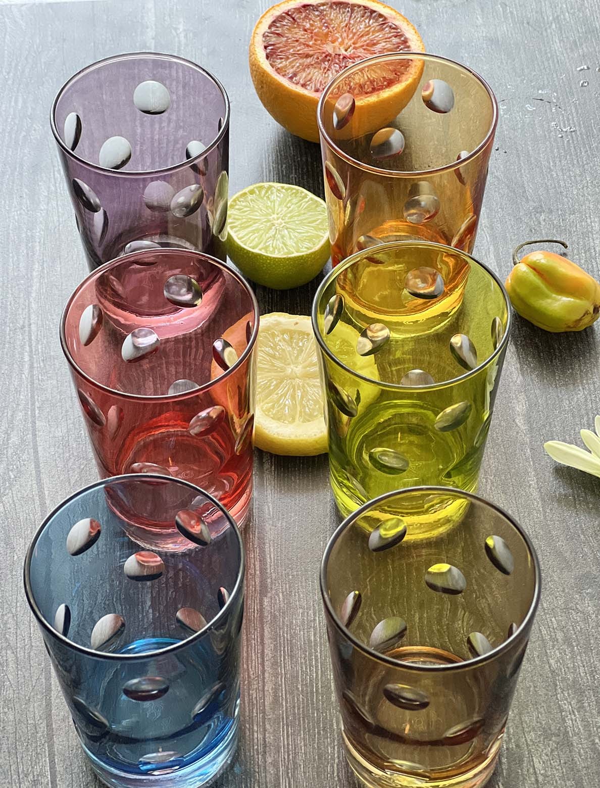 Set of 6 Tea Glasses Colored Carved Bubbles – Scents & Feel